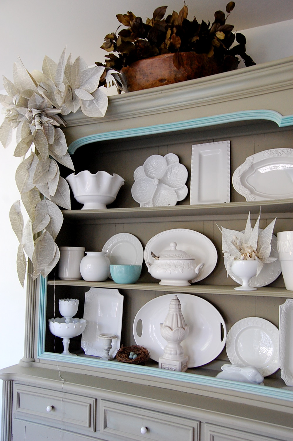 20 Ways to Decorate With Book Pages {and other things about the book ...